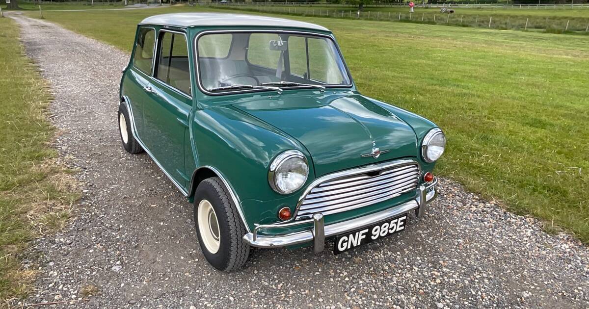 For Sale: Morris Mini Cooper 998 (1964) offered for $62,077