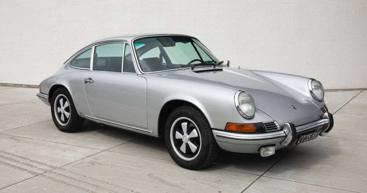 For Sale: Porsche 911 2.0 T (1969) offered for £85,546