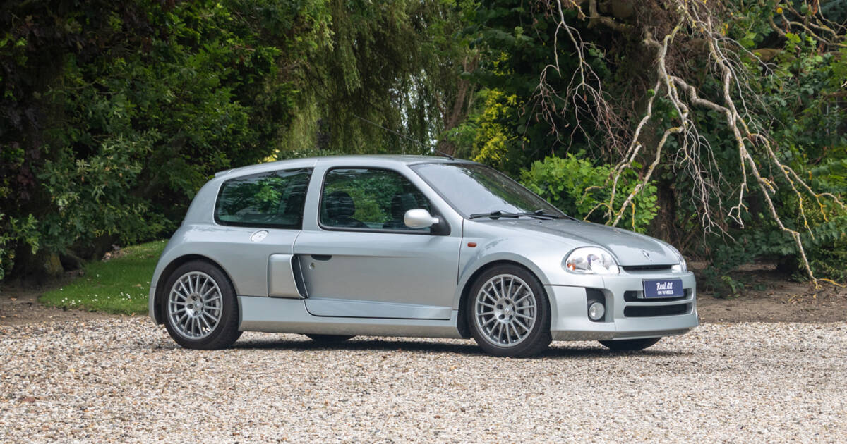 Renault Clio Small car Classic Cars for Sale - Classic Trader