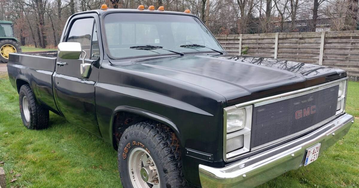 For Sale: GMC Sierra 3500 (1984) offered for £6,141
