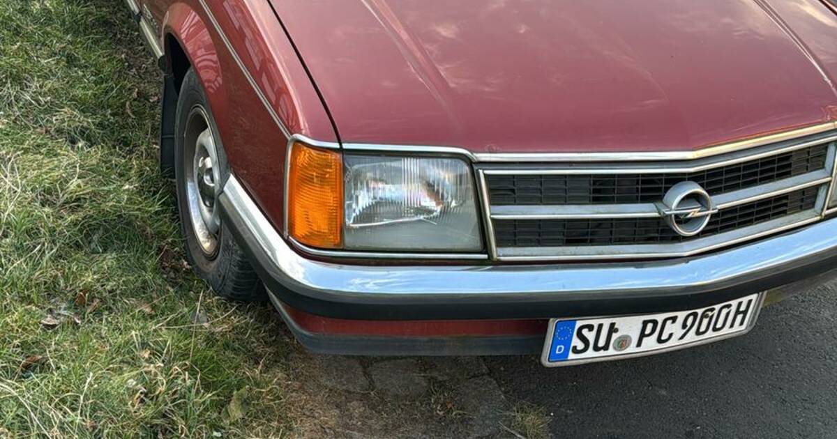 For Sale: Opel Commodore 2,5 E (1982) offered for £2,945