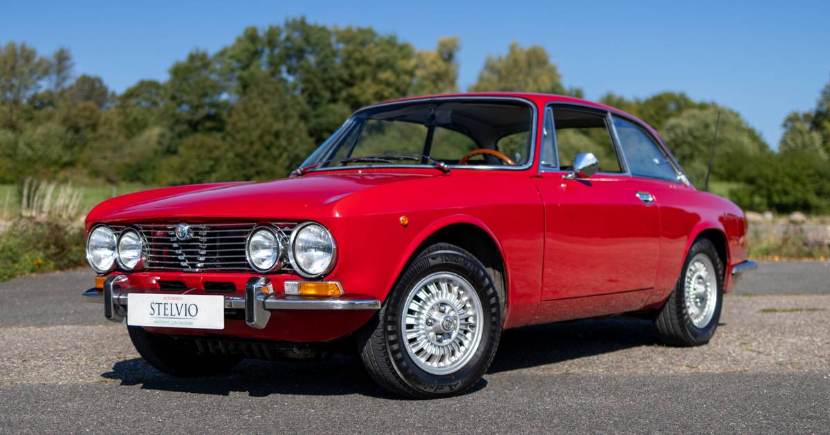 For Sale: Alfa Romeo 2000 GT Veloce (1973) offered for £35,555