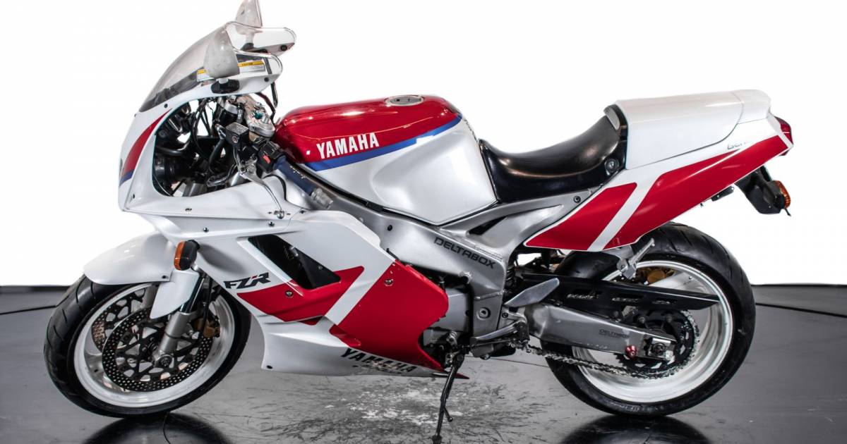 For Sale: Yamaha FZR 1000 (1991) offered for €5,900