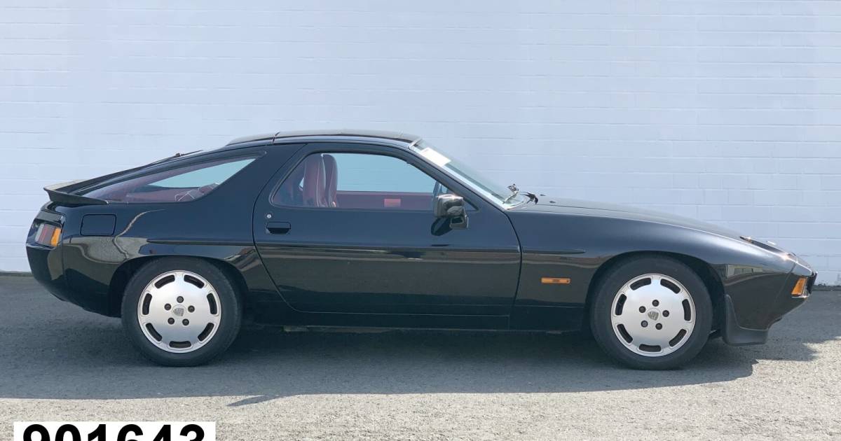 For Sale: Porsche 928 S (1986) offered for £30,177