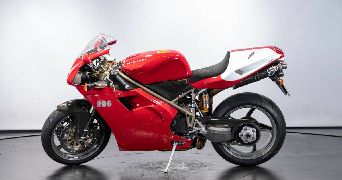 For Sale: Ducati 996 SPS (1999) offered for £21,656
