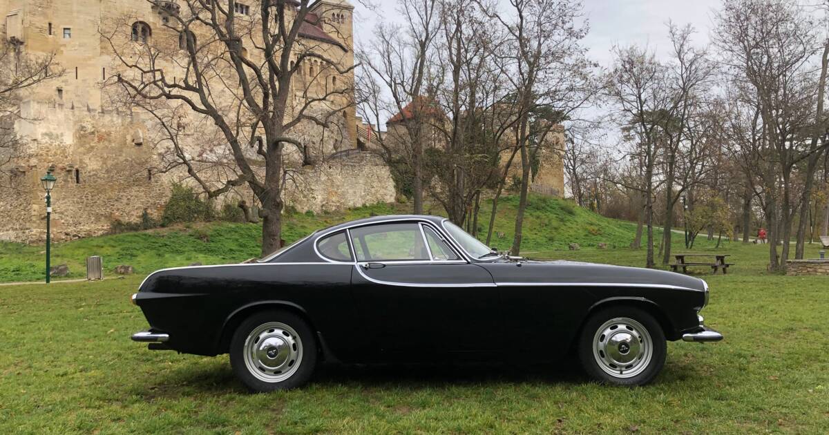 For Sale: Volvo 1800 S (1966) offered for £26,061