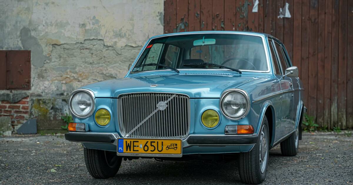 For Sale: Volvo 164 E (1972) offered for £12,264