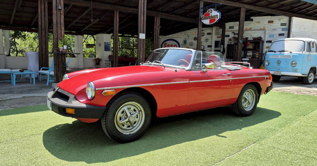 For Sale: MG MGB (1979) offered for £12,541