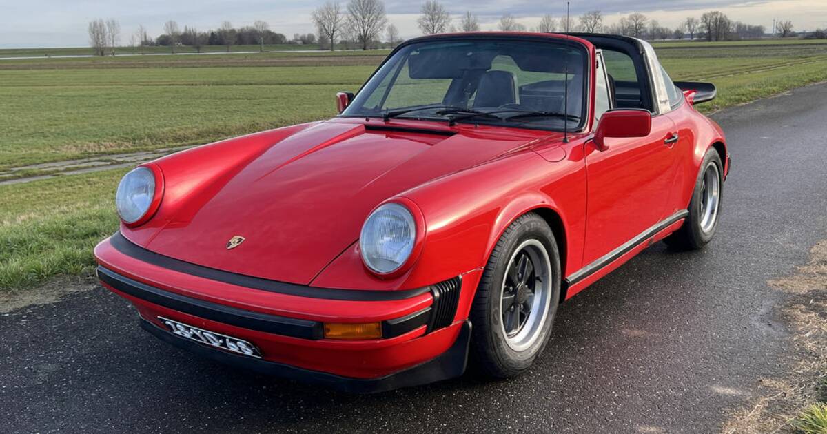 For Sale: Porsche 911 2.7 S (1974) offered for Auction vehicle