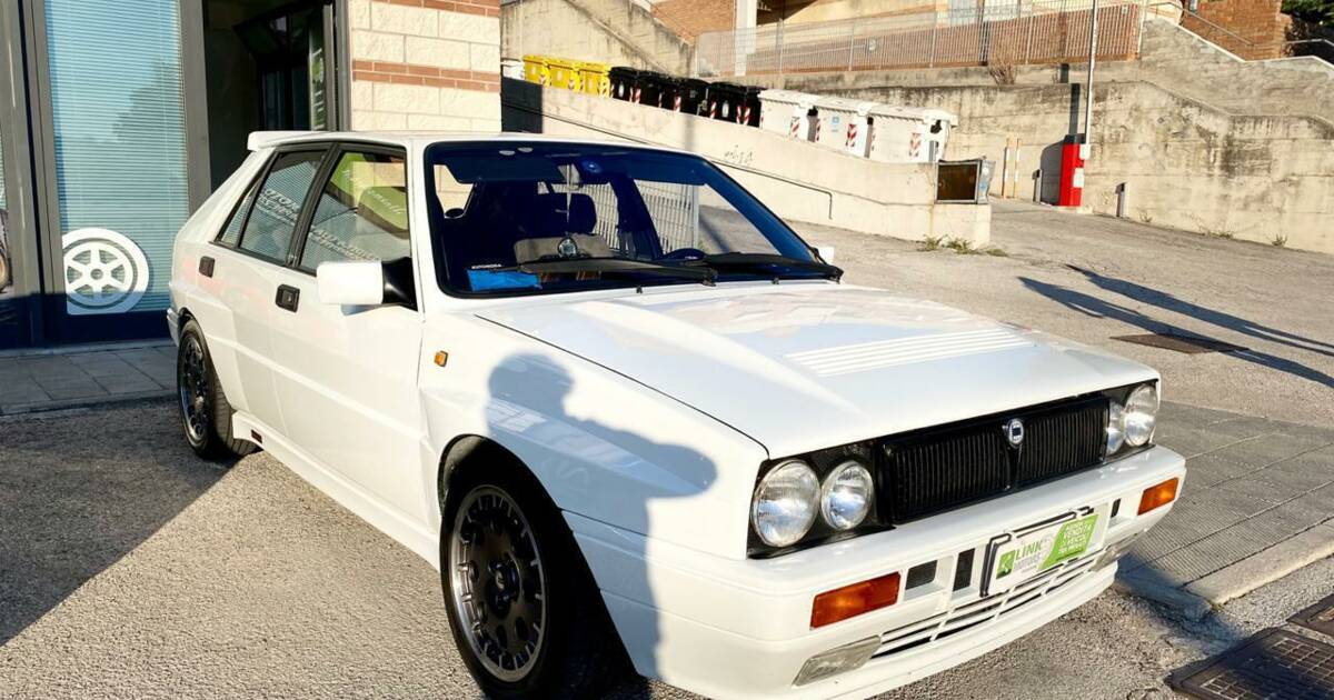 For Sale: Lancia Delta HF Integrale (1990) offered for £42,046