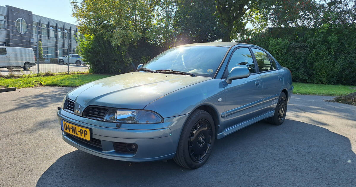 Mitsubishi Carisma DA2A classique de collection à acheter