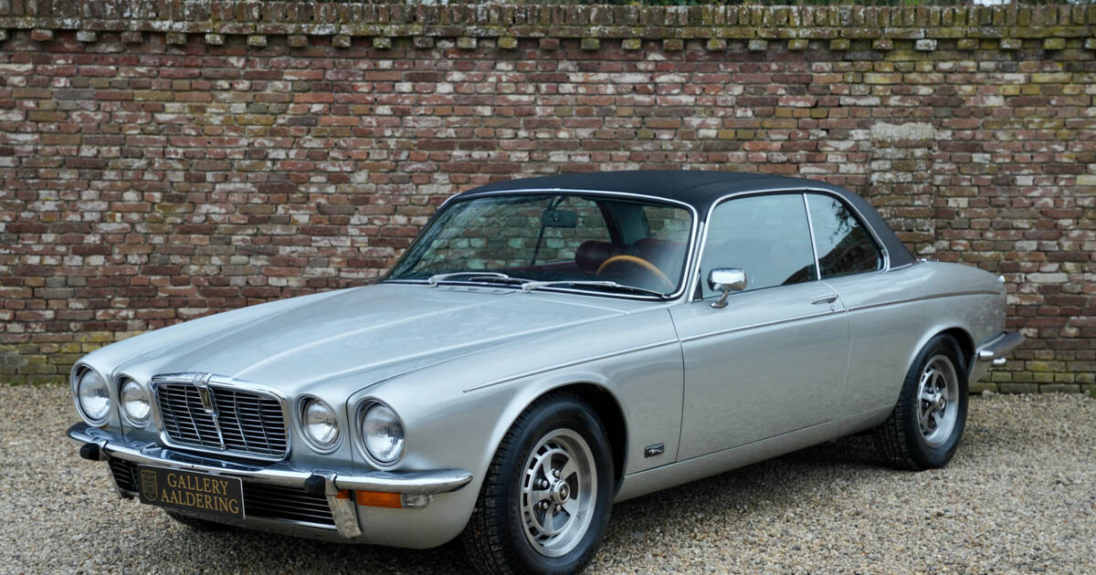 Jaguar XJ Coupé classique de collection à acheter