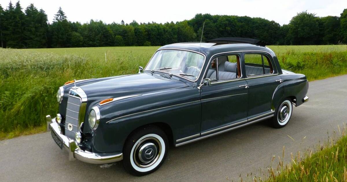 For Sale: Mercedes-Benz 220 S (1956) offered for £51,485