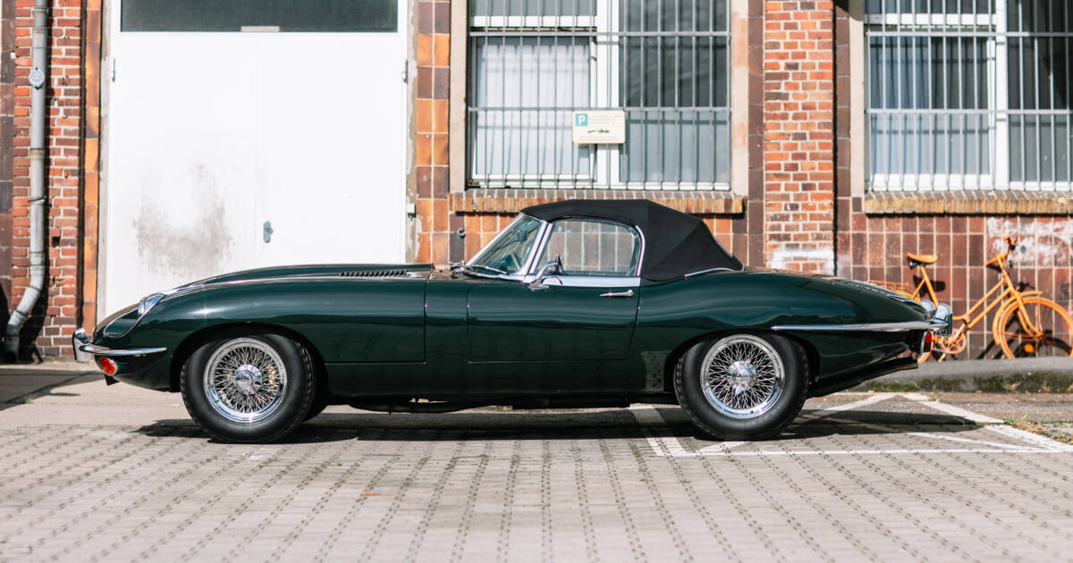 Classic Convertibles for Sale - Classic Trader