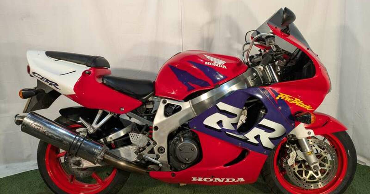 En venta: Honda CBR 900RR Fireblade (1989) offered for Precio a petición