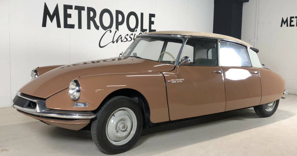 For Sale: Citroën ID 19 (1957) offered for £29,189