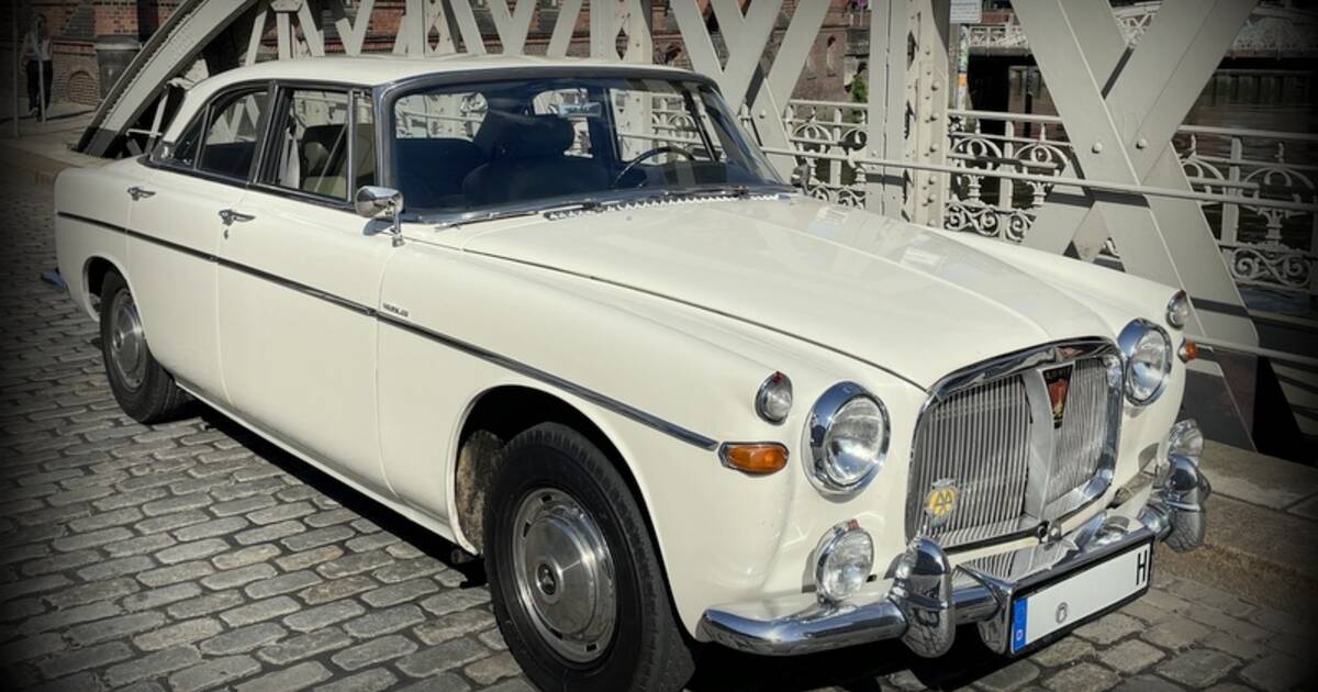 For Sale: Rover 3 Litre Mk III (1966) offered for £21,771