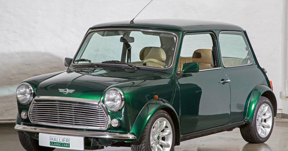 For Sale: Rover Mini "Knightsbridge" (2000) offered for £18,725