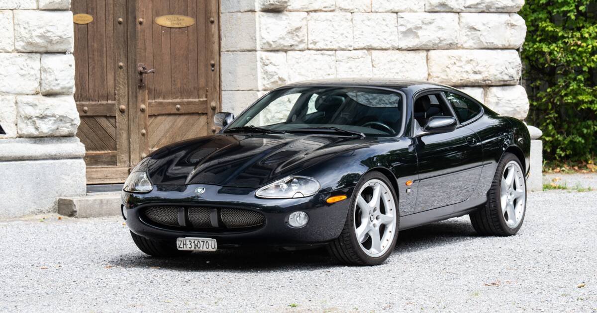 Jaguar XKR (2003) in vendita a 18.145