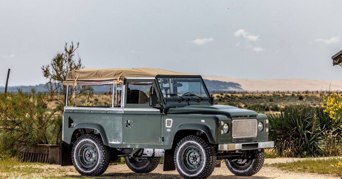 For Sale: Land Rover Defender 90 (2015) offered for Price on request