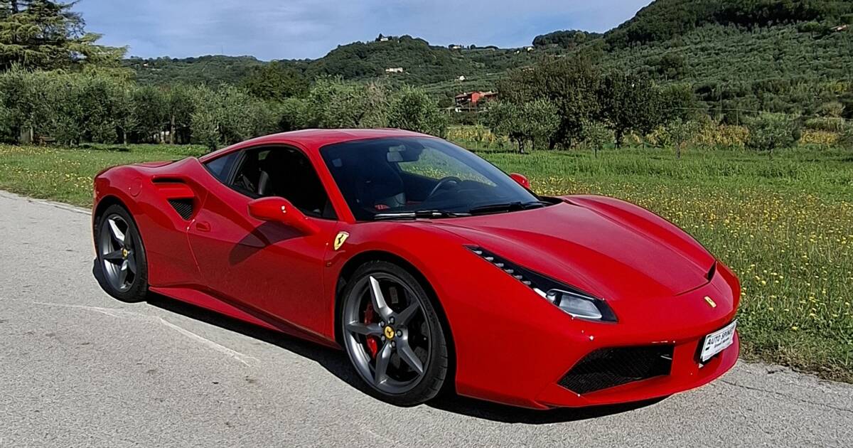 En venta: Ferrari 488 GTB (2017) por 229.000
